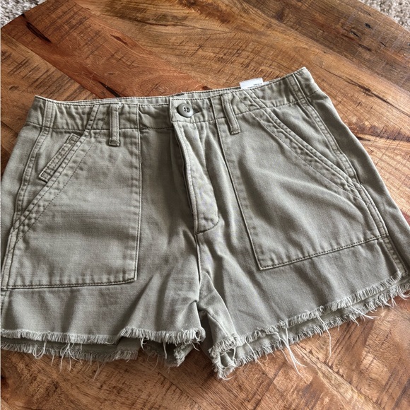 American Eagle Womens Cargo Shorts